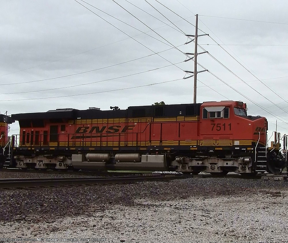 BNSF 7511